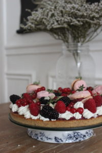 Biscuit amandes, fruits rouges et chantilly mascarpone citron vert – J ...